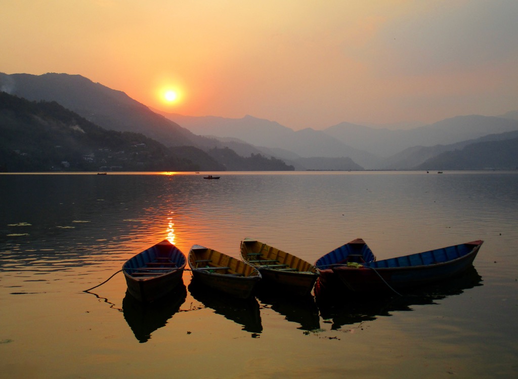 Postcard of the Week: Pokhara’s Phewa Lake | White Postcards